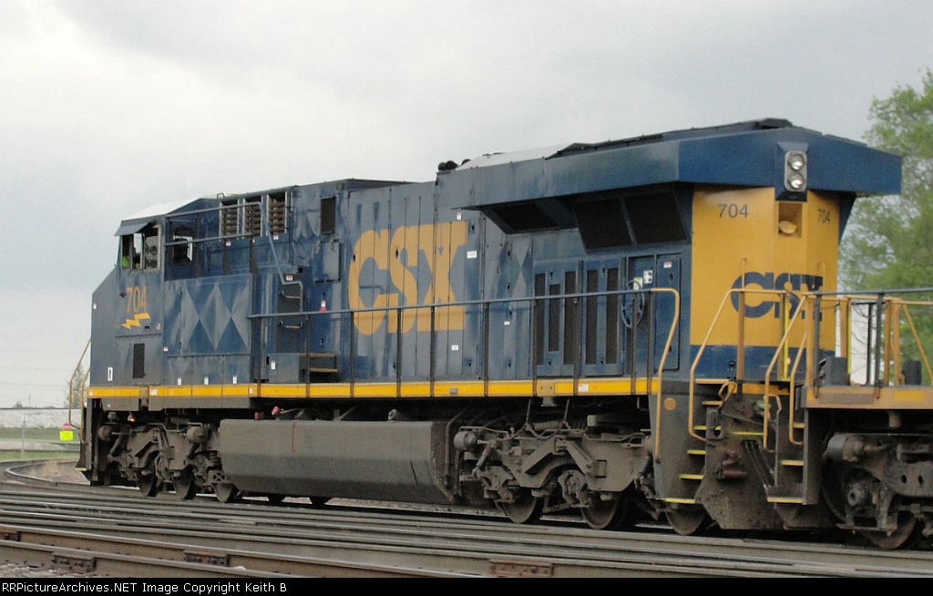 CSX 704